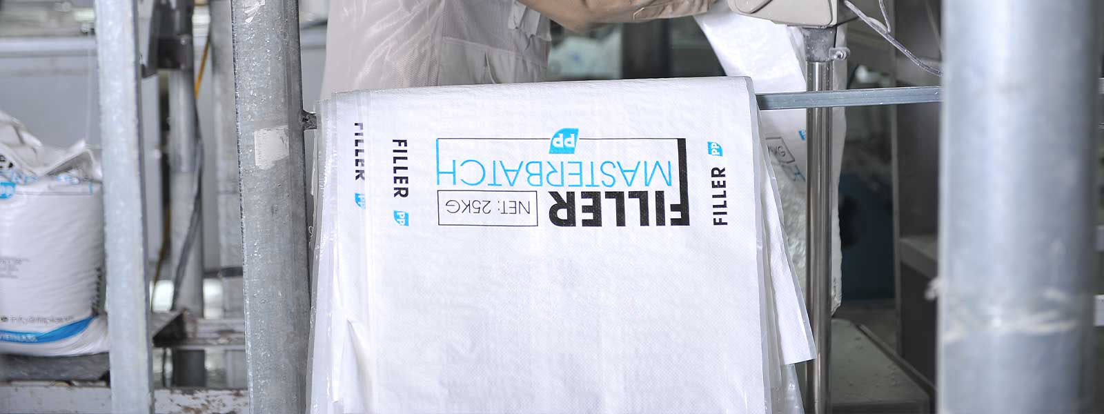 Additives and Fillers in Plastic Extrusion | Bausano